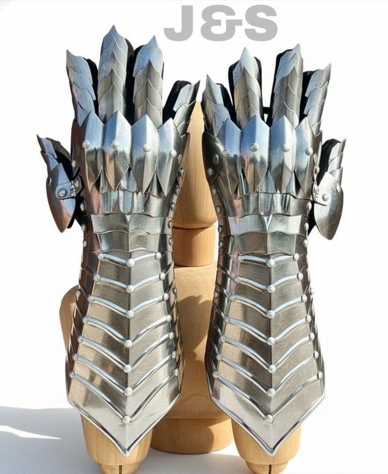 Hand-forged Steel Gauntlets | Medieval Knight Armor, LARP & Cosplay - Etsy