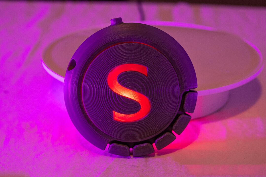 Slade 3D Printed Communicator Cosplay Anime Video Game Prop - Etsy