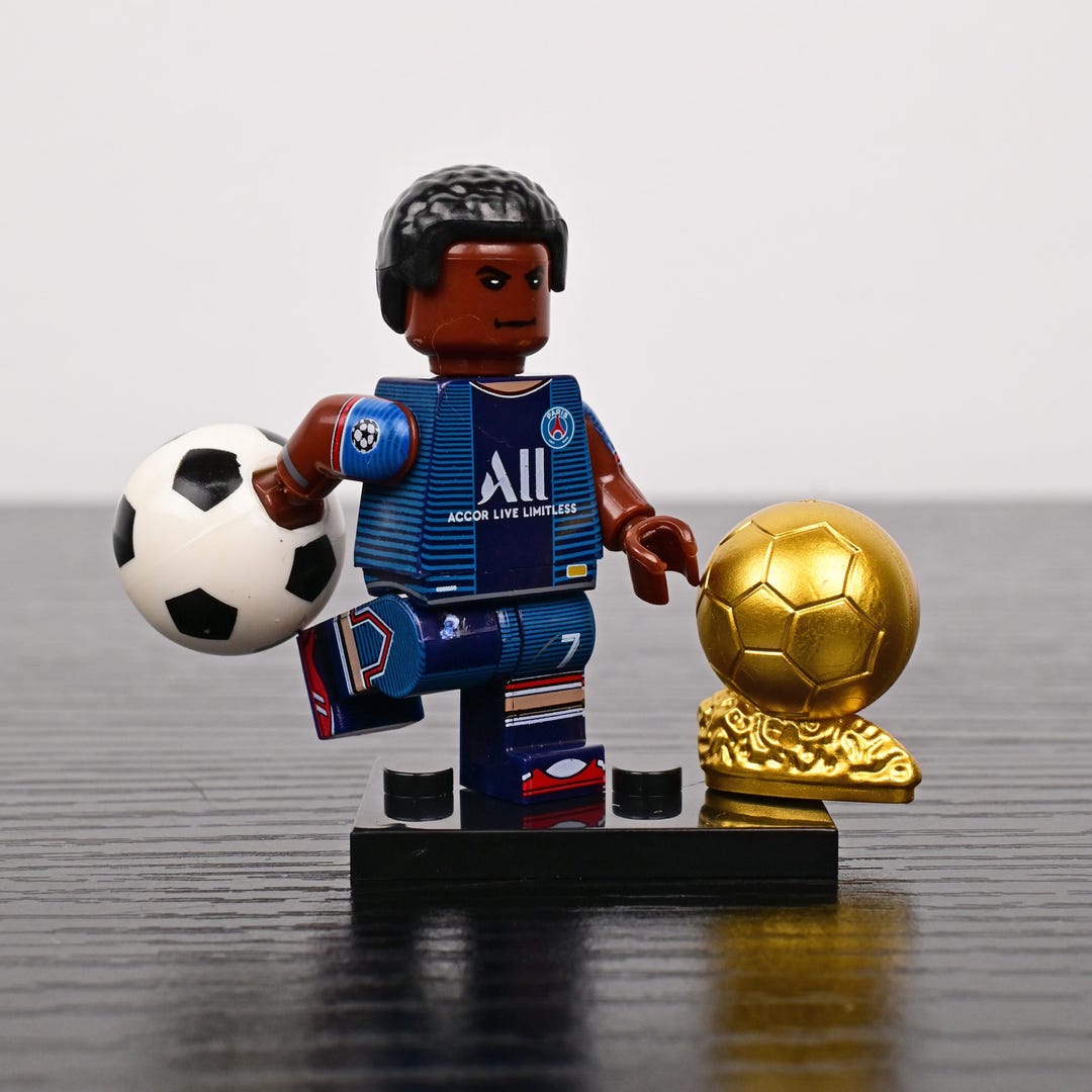 Kylian Mbappé Minifigure - PSG 7 Blue Home Jersey, Future Ballon D'or ...