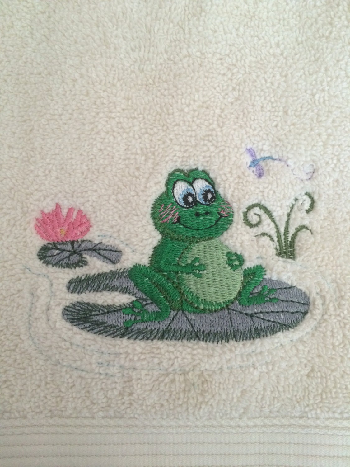 Frog Embroidered Hand Towel or Washcloth - Etsy