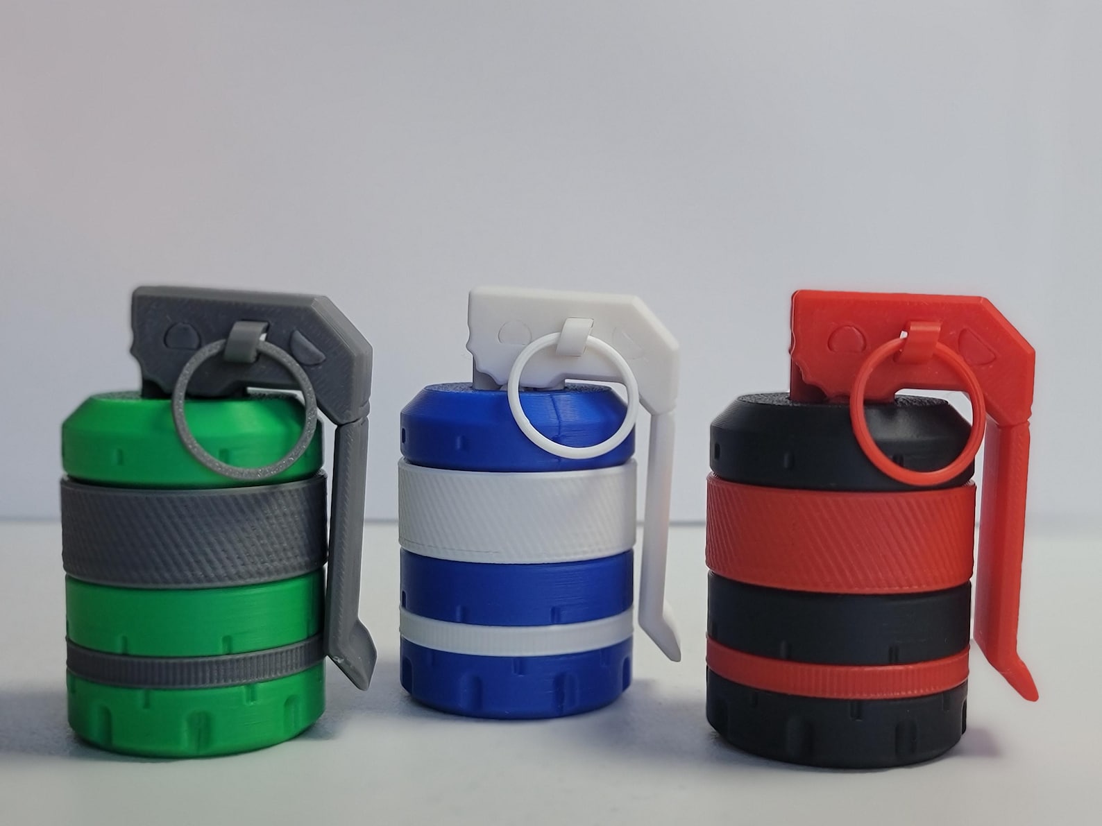 3D Printed Fidget Grenade Toy – 5-in-1 Stress Relief Spinner - Etsy