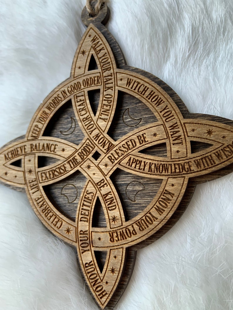 Four Point Witch Protection Knot Ornament Amulet - Etsy