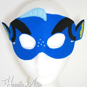 Blue Tang Fish Mask Embroidery Design, Fish Mask, Machine Embroidery ...