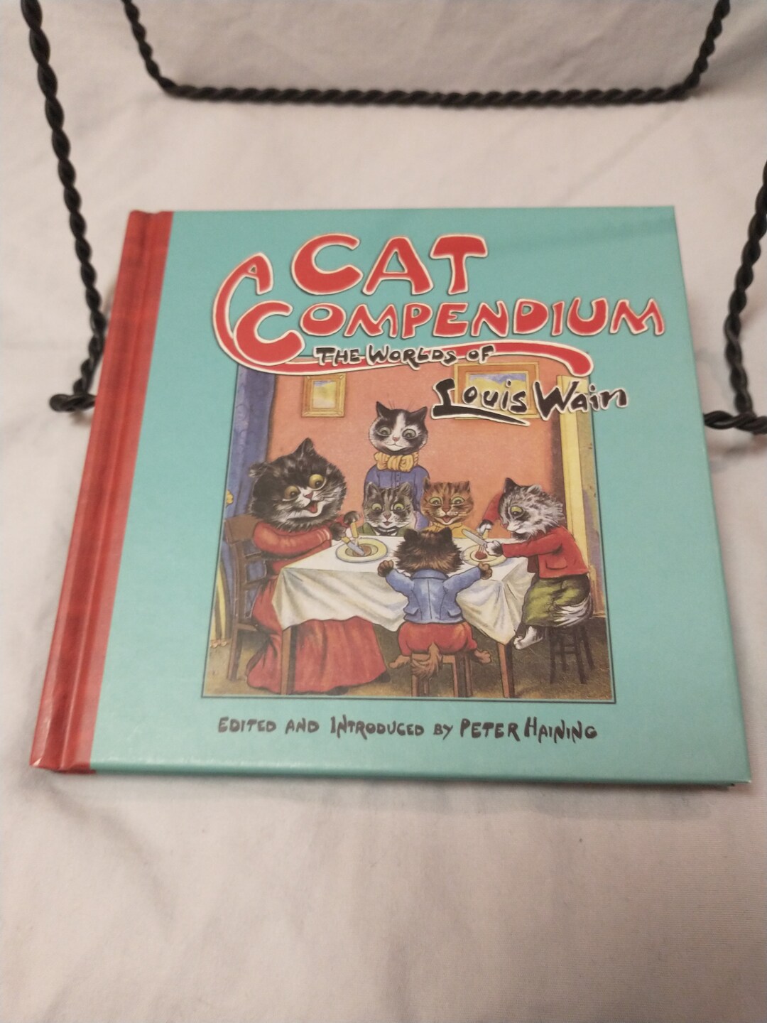 Cat Compendium..the Worlds of Louis Wain by Peter Haining..includes Bio ...