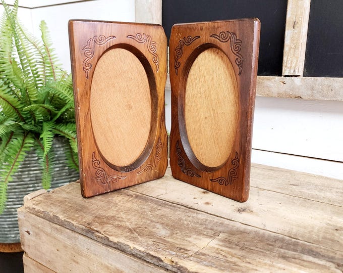 Vintage Folding Wood Frame, Oval Openings, No Glass, Paintable Frame ...