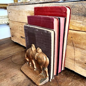 Vintage Single Cast Metal Horse Bookend, Copper Colored Horse Bookend, Bookshelf Accent, Book ...