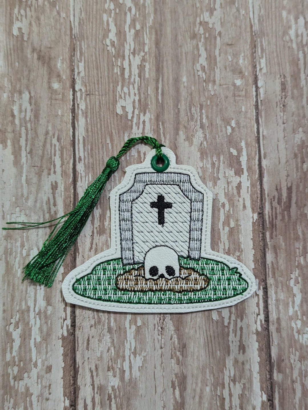 Graveyard Tombstone Bookmark Halloween Creepy Skull Love to Read Save ...
