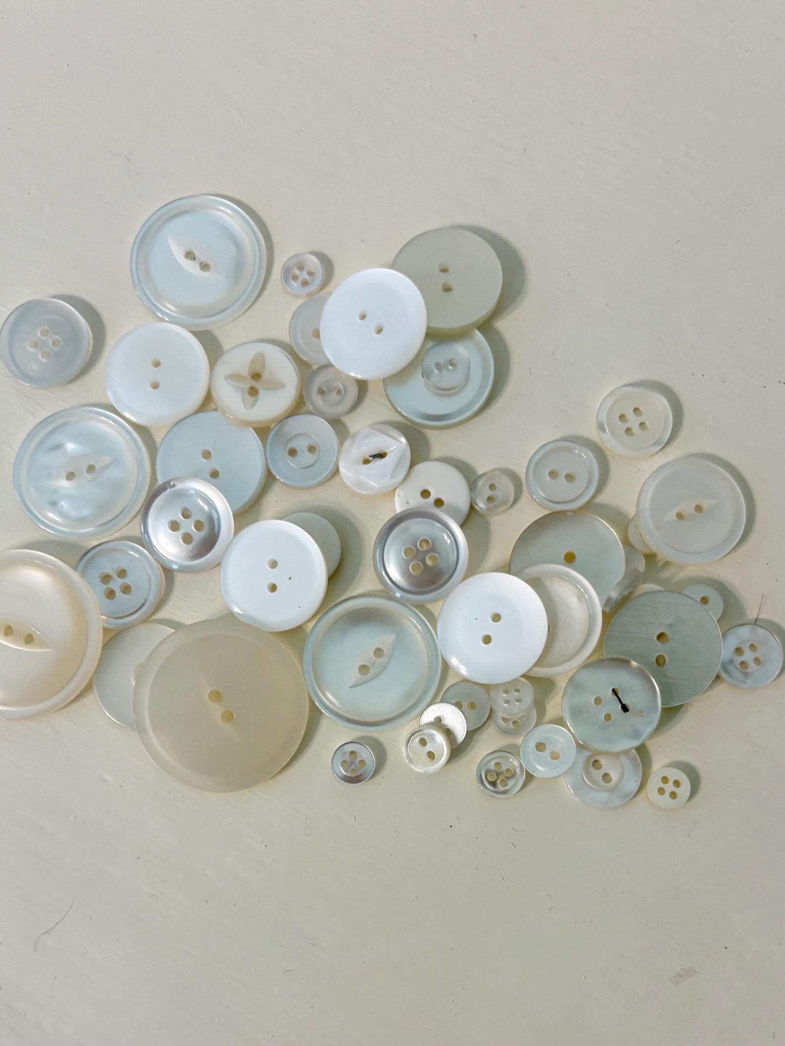 WHITE Vintage Buttons BAGS White Sewing Scrapbooking Art Craft Not New ...