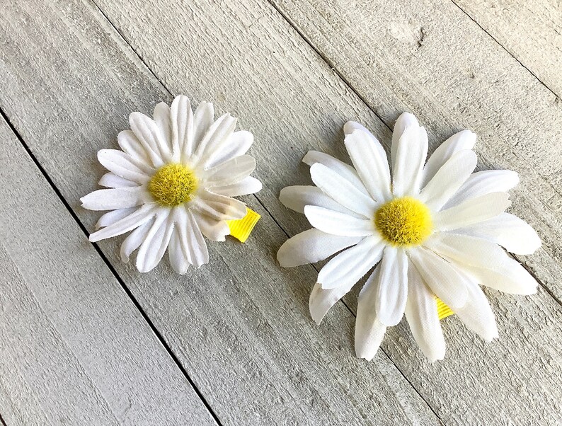 White Daisy Hair Clip Daisy Hair Accessories Daisy Flower - Etsy