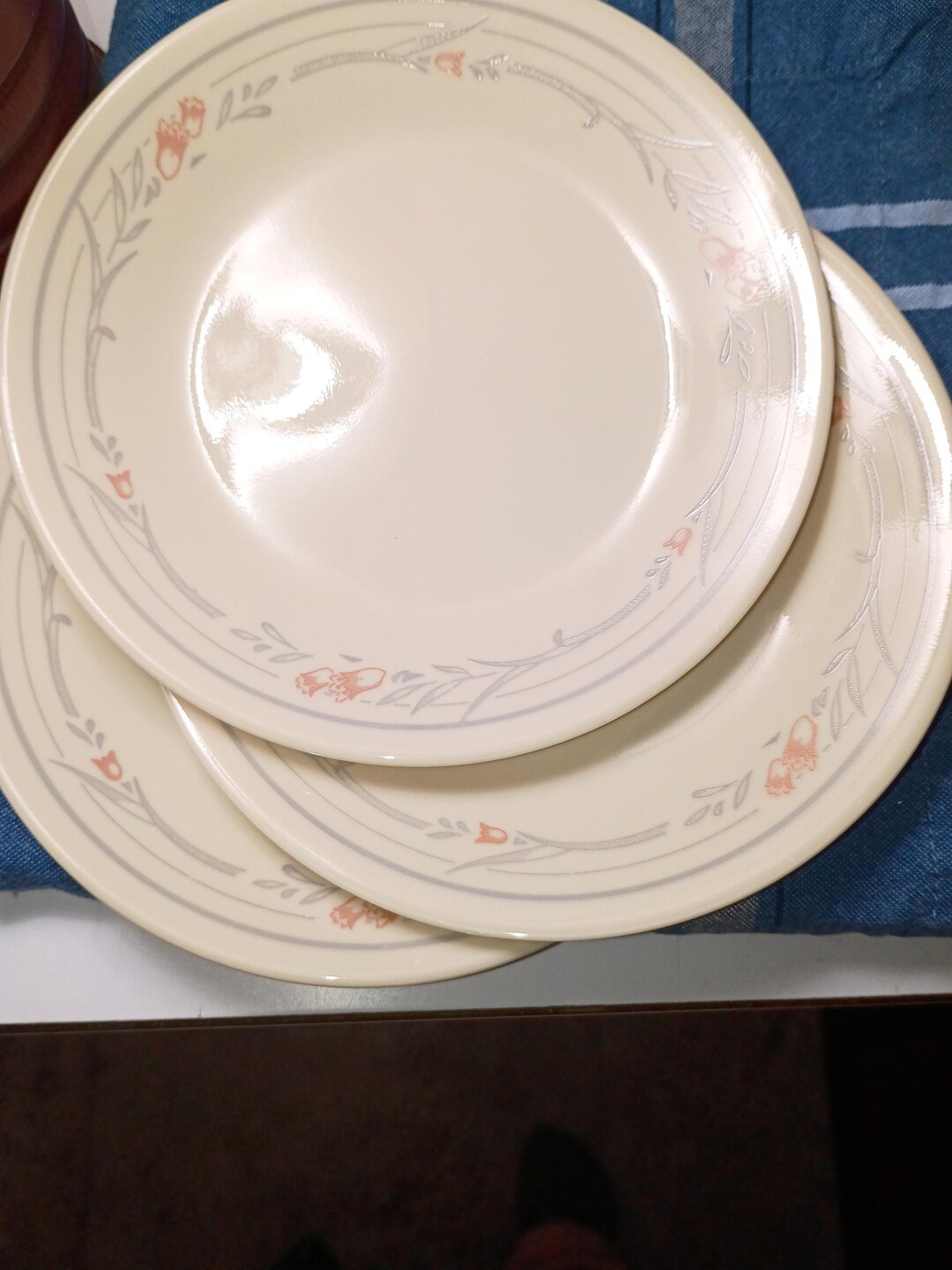 Corelle Rose Pattern Bread Plates . 3 Plates . Measures 6 3/4 Inches ...