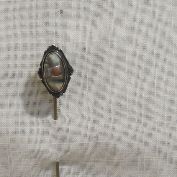 Ascot Pin - Etsy