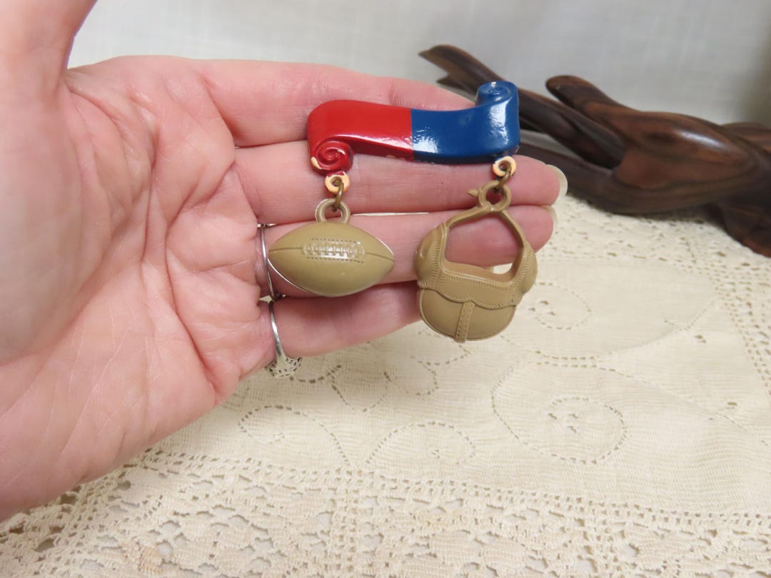 Vintage En Tremblant Football Brooch Kansas University Trembler Brooch ...