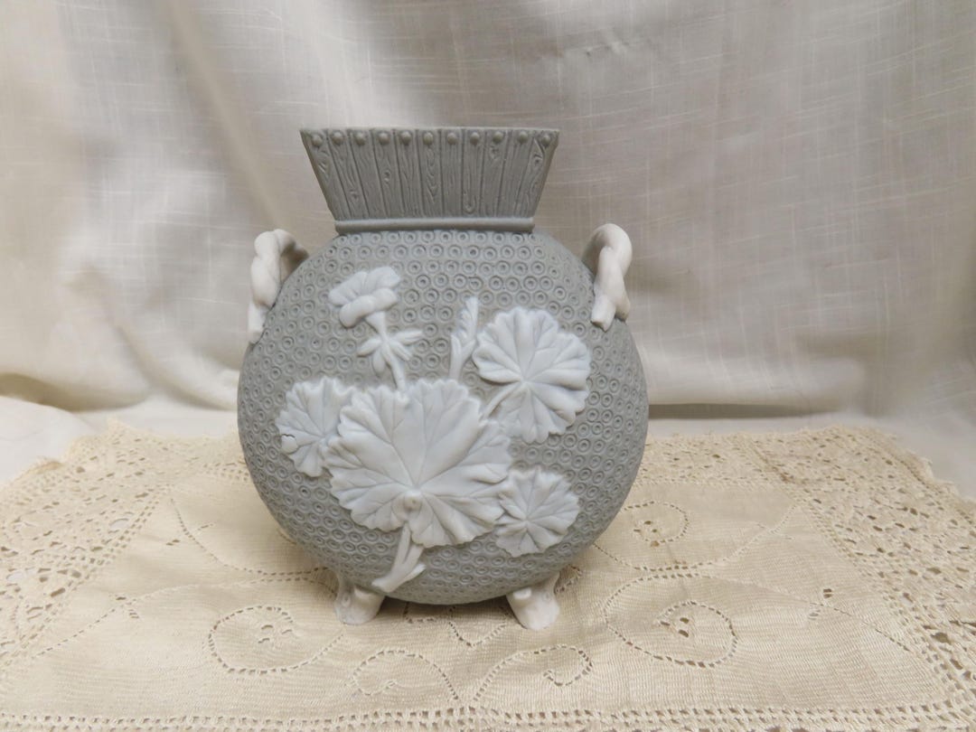 Vintage Porcelain Bisque Oriental Style Vase Slip Bisque Applied ...