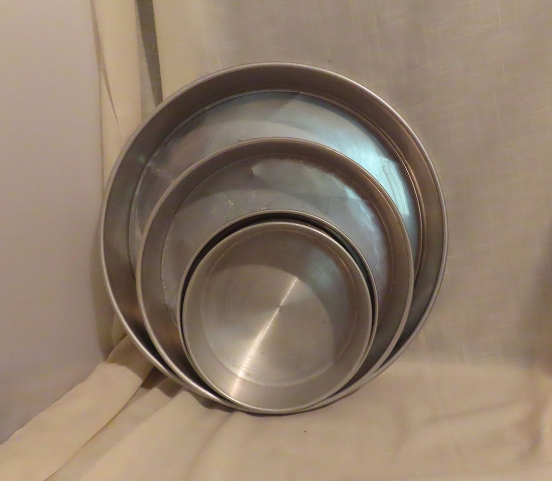Vintage Set of 4 Wedding Cake Pans Tiered Cake Pans With Recipe - Etsy