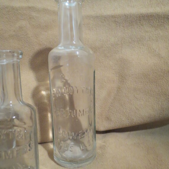 SALE Antique Hoyt Cologne Bottles Lowell Mass 4 Antiq… - Gem