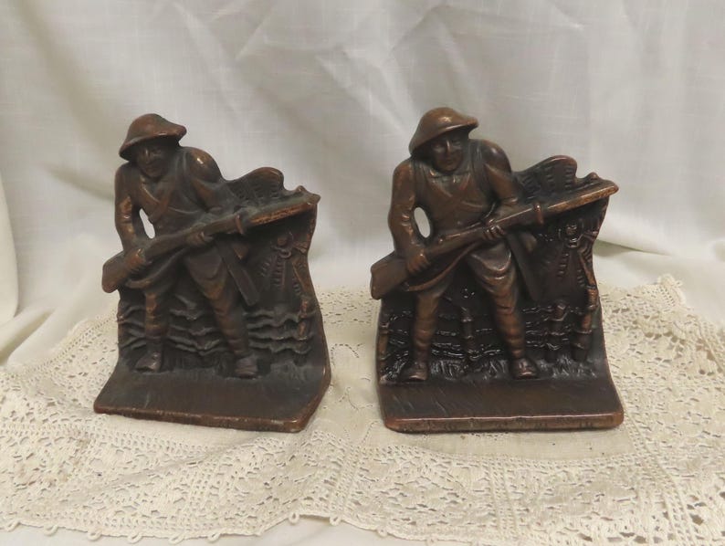 Antique WWI Doughboy Soldier Cast Iron Hubley Bookends Felted Bottoms ...