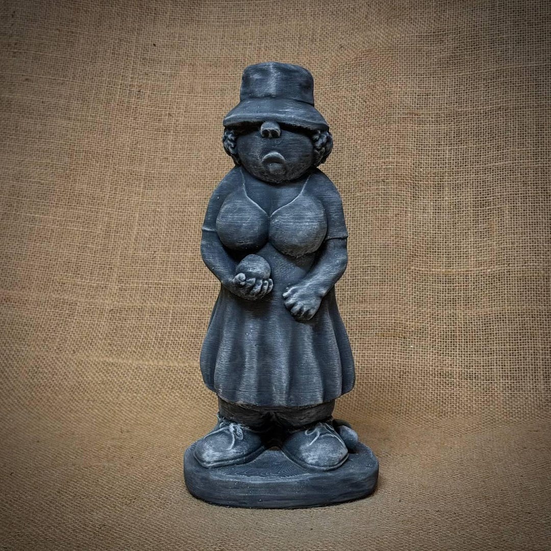 Granny Garden Statue Concrete Woman Statue Outdoor and Indoor Vintage ...