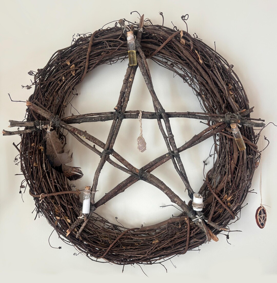 Handcrafted Pentacle Vine Wreath • One-of-a-kind Witchcraft Wall ...
