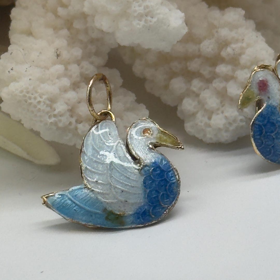Cloisonné Swan Charms • Enamel Swan • Vintage Charm • Swan Pendant • 80 ...
