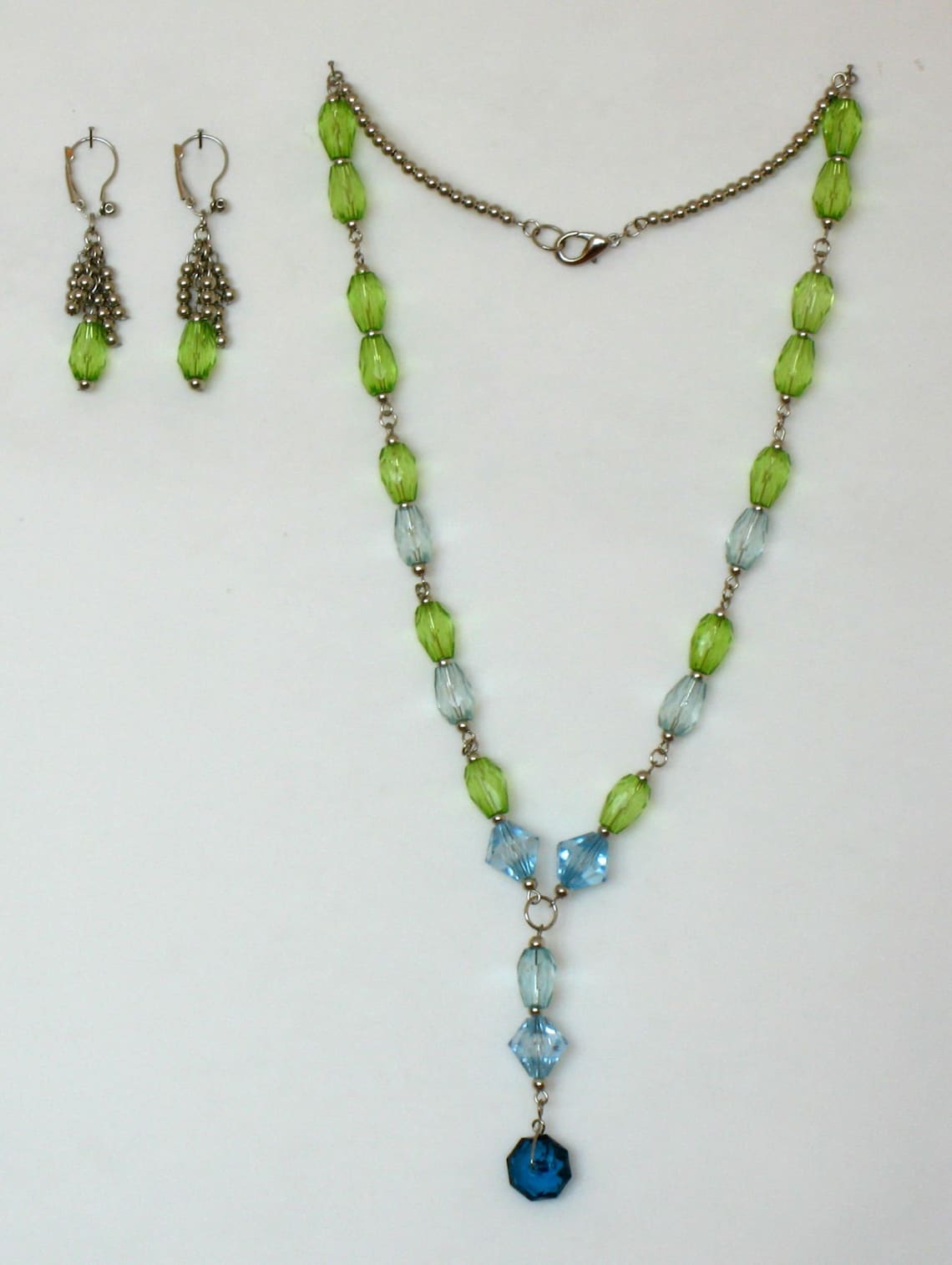 Green Crystal Plastic Beads Necklace, Green Earrings, Jewelry Set ...
