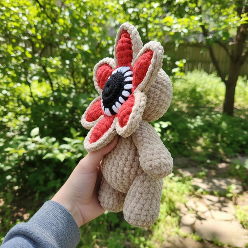 Upside Down Demogorgon Crochet Pattern PDF . Stranger Things Inspired ...