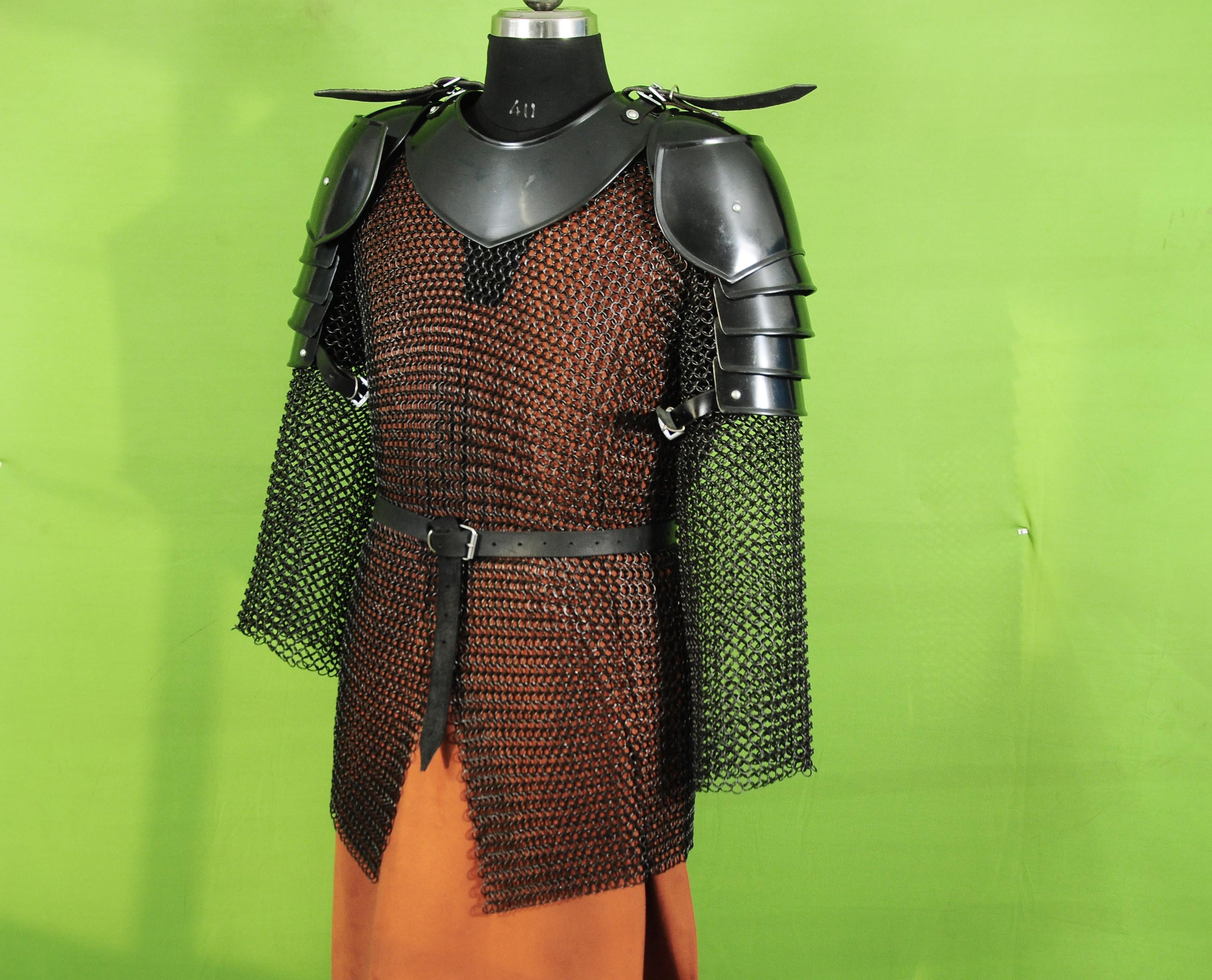 Handmade Men's Blackened Steel Chainmail Shoulder Armor Medieval Knight ...