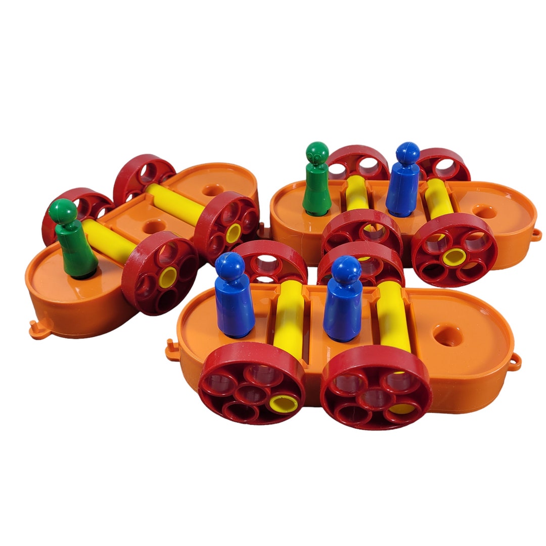 TUPPERWARE Tuppertoys Amphibio Train Set 3 Cars 4 People Figures ...