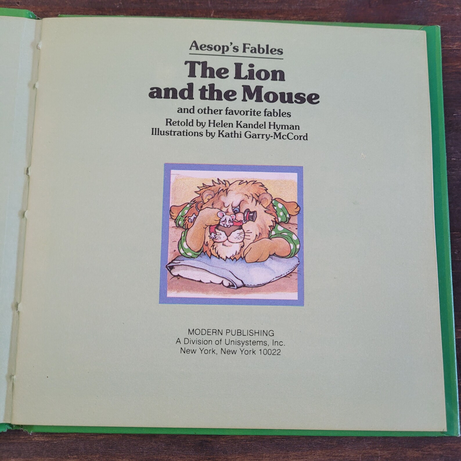 The Lion and the Mouse Aesop's Fables and Other Favorite - Etsy
