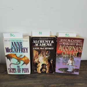 ANNE MC CAFFREY Mccaffreybuild a Book Lot Choose Titles Fantasy ...