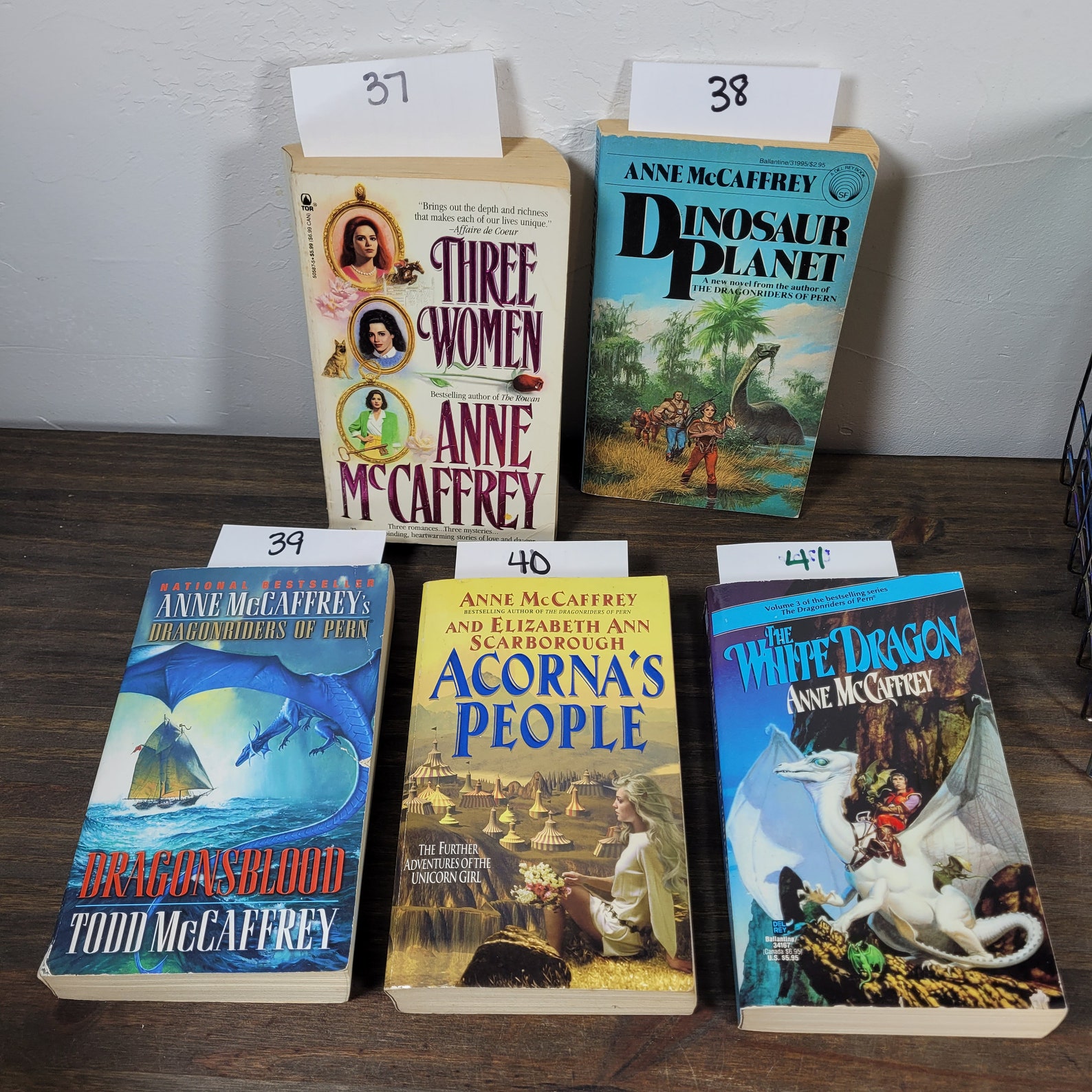 ANNE MC CAFFREY Mccaffreybuild a Book Lot Choose Titles Fantasy ...