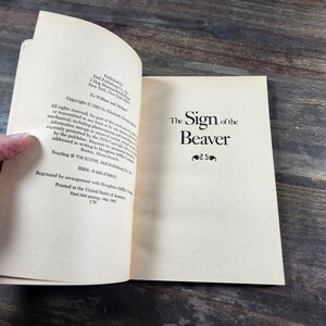 The Sign of the Beaver by Elizabeth George Speare Paperback Book 4762 ...