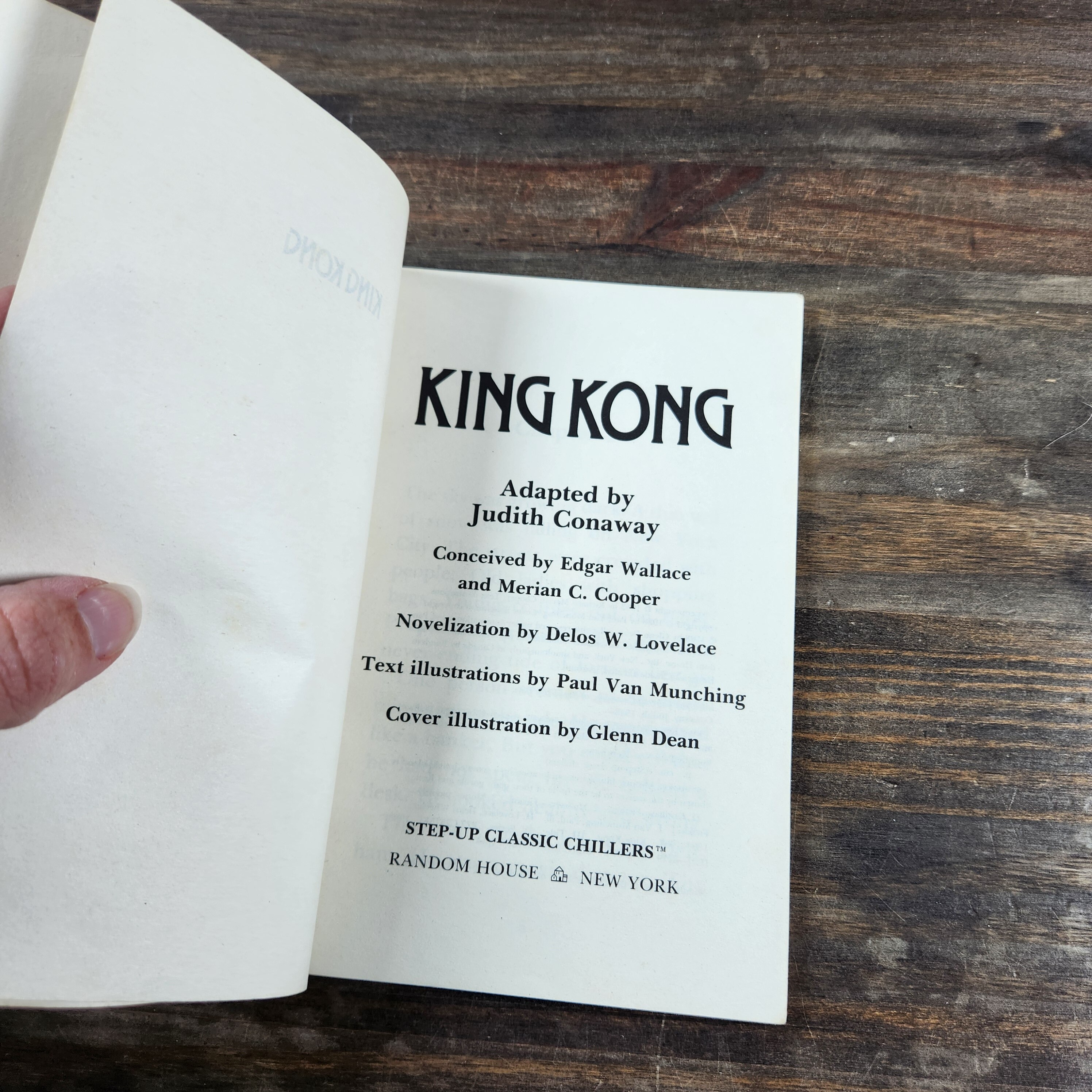 King Kong Step up Classic Chillers Vintage Paperback Book by Judith ...