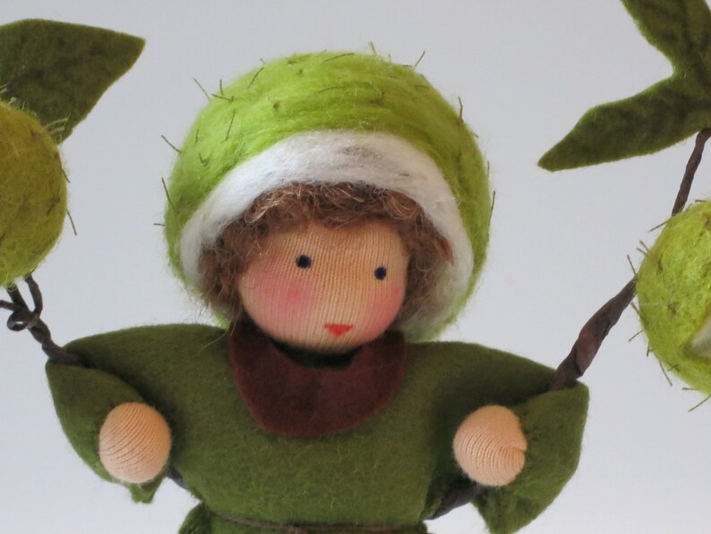 Chestnutboy - Flower Doll - Waldorf Inspired - Nature Table - Etsy