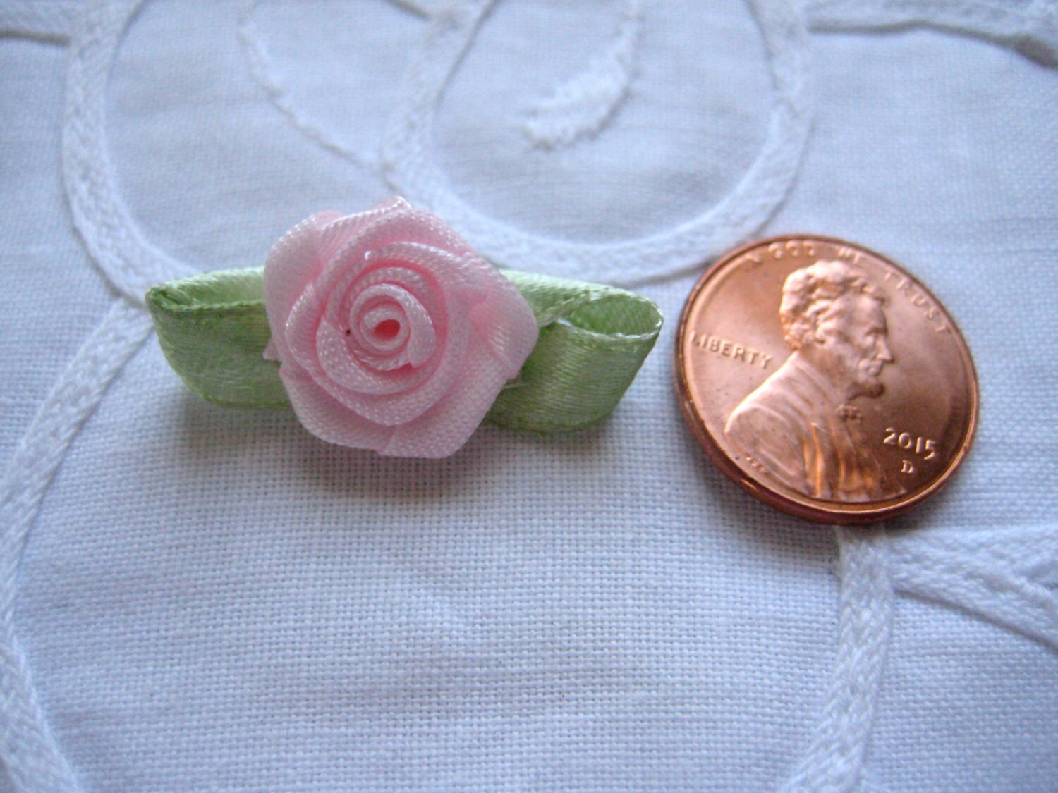 Pink Flower Appliques With Green Leaves for Crafting, Sewing, Girl ...