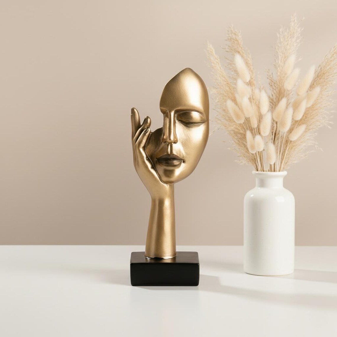 European Craft Abstract Human Figure Ornament Office Living Room Shelf ...