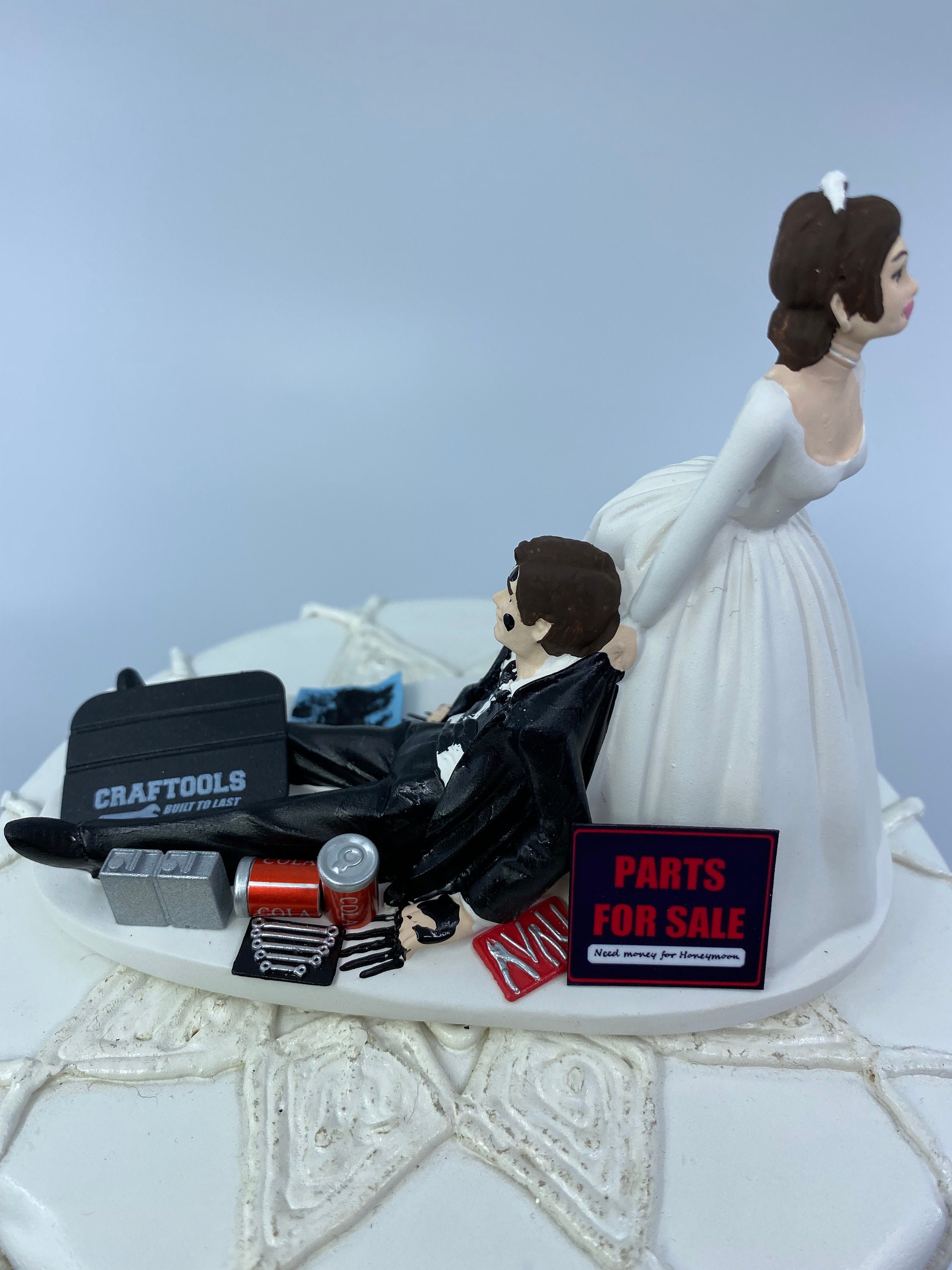 Funny wedding cake toppers bride and groom 60 photos - Astyledwedding.com