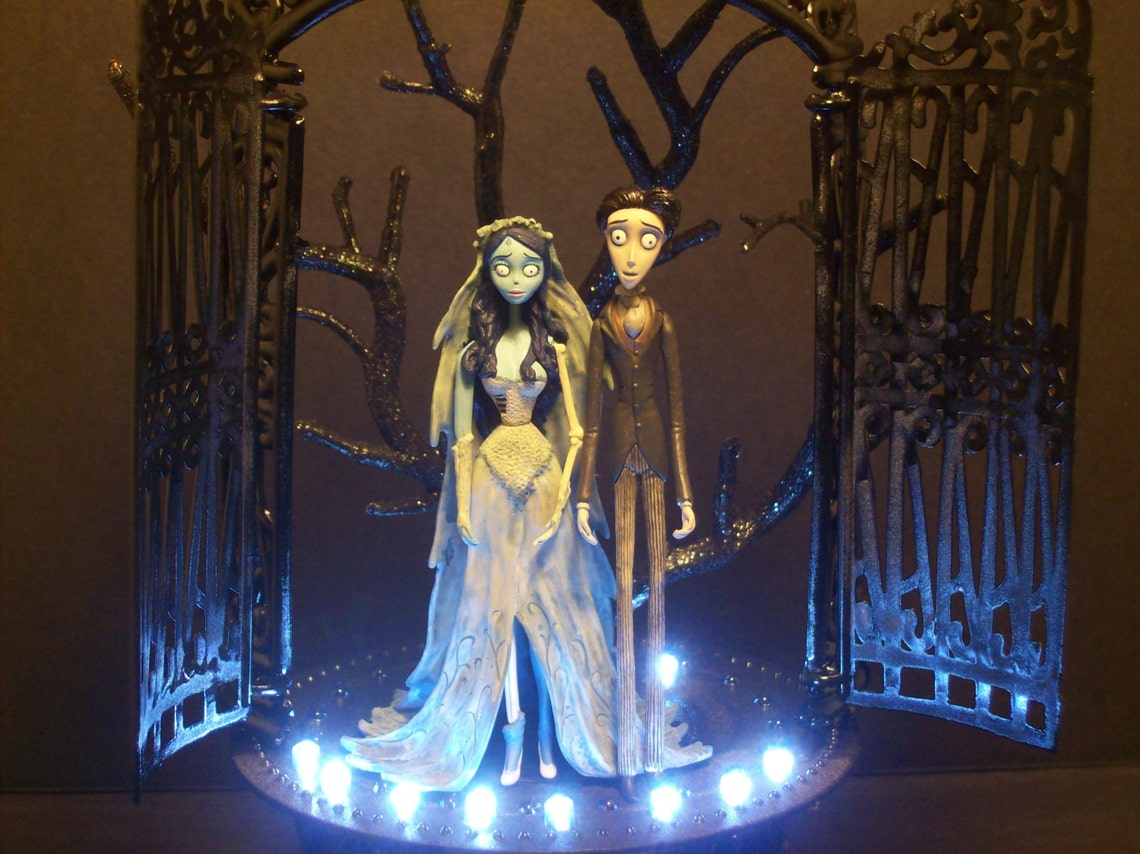 Corpse Bride & Victor Bride and Groom Wedding Cake Topper White Lights ...