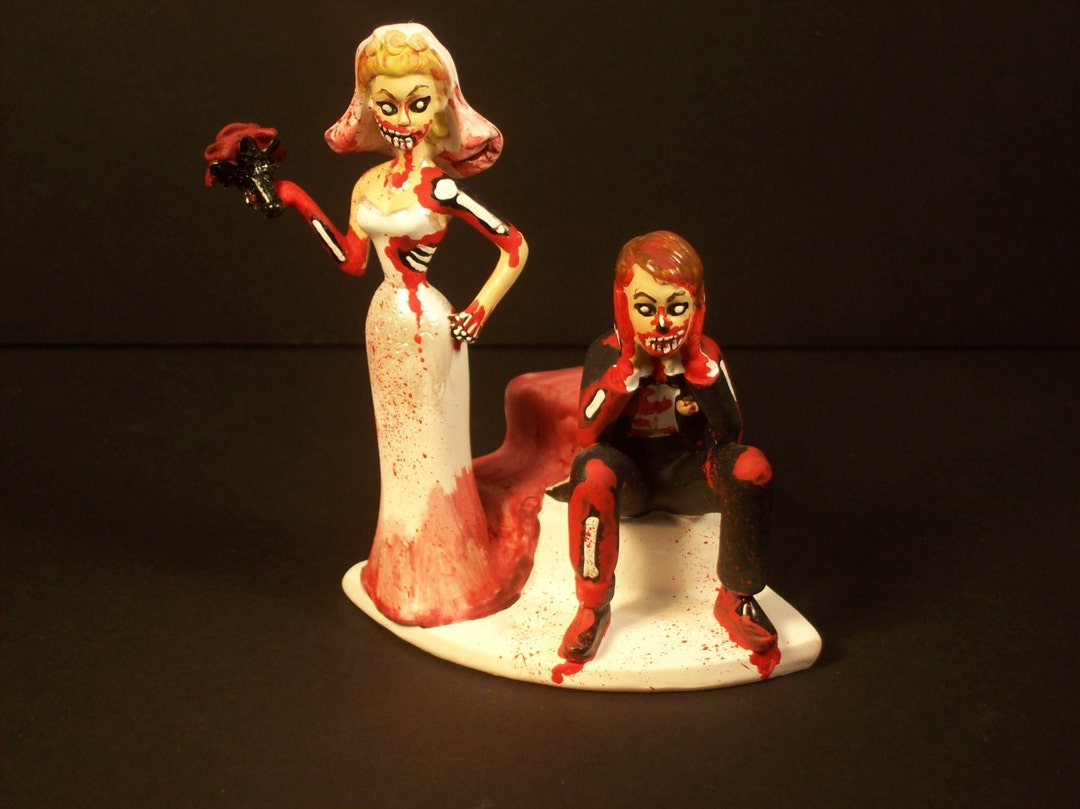 Zombie Bride & Groom Couple With Roses Wedding CAKE TOPPER Funny Scary ...