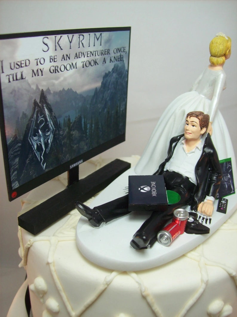 GAMER Funny Wedding Cake Topper SKY Video Game Gaming Junkie Addict ...