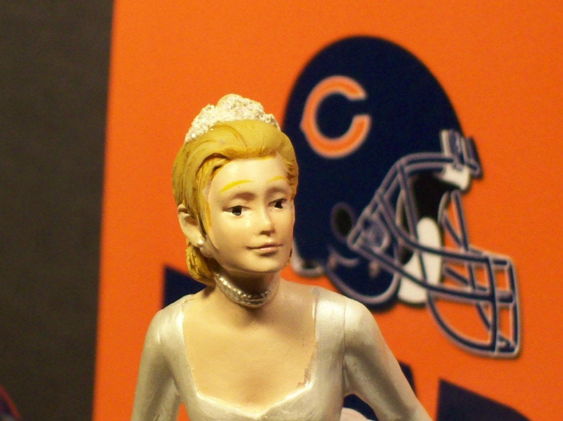 CHICAGO BEARS Football Wedding Cake Topper Sports Funny Grooms - Etsy