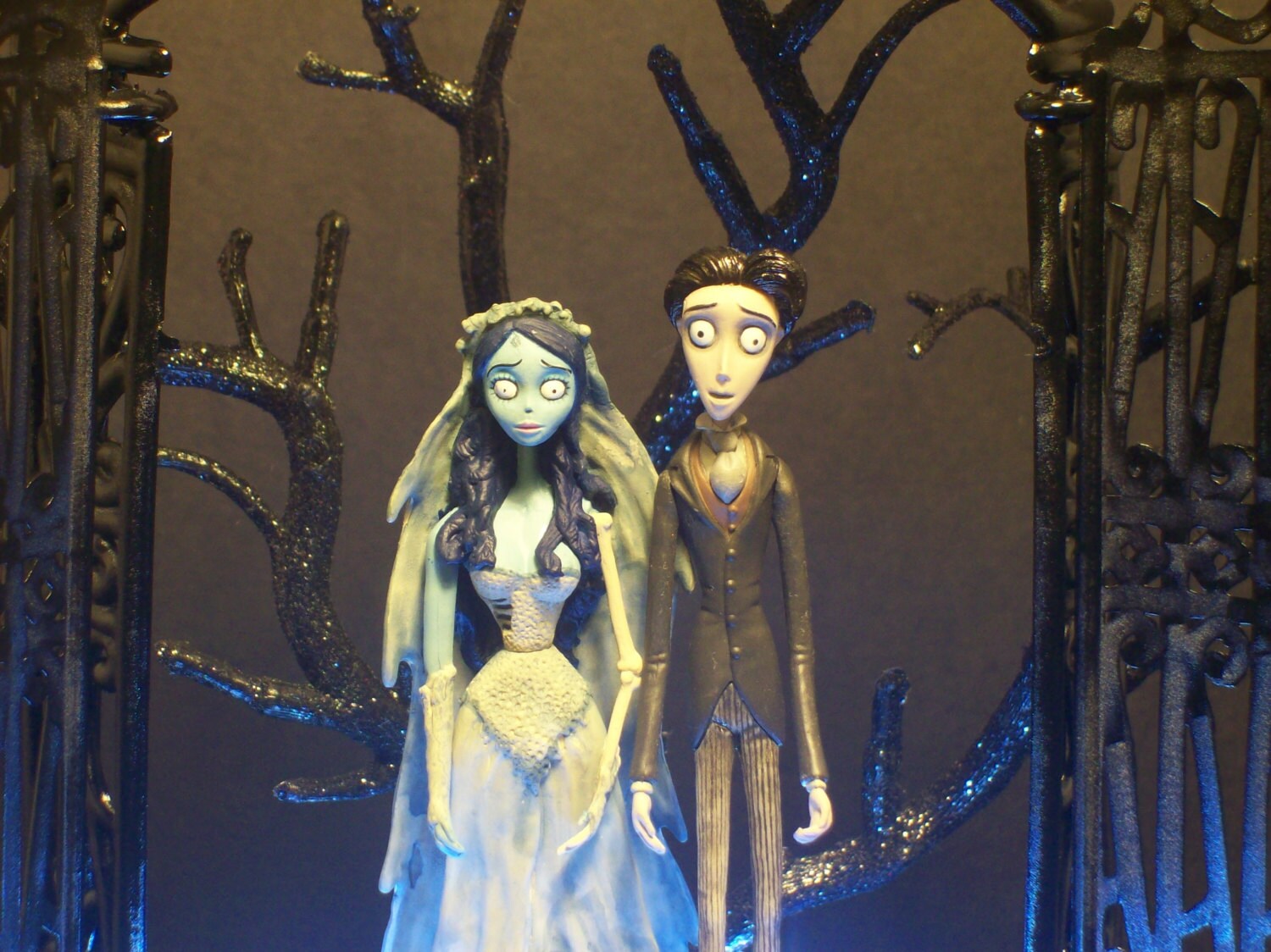 Corpse Bride & Victor Bride and Groom Wedding Cake Topper White Lights ...