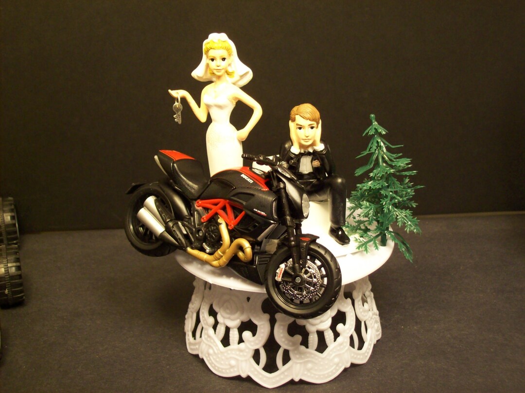 MOTORCYCLE DUCATI Diavel Carbon Fiber Racing Bike Wedding Cake Topper ...