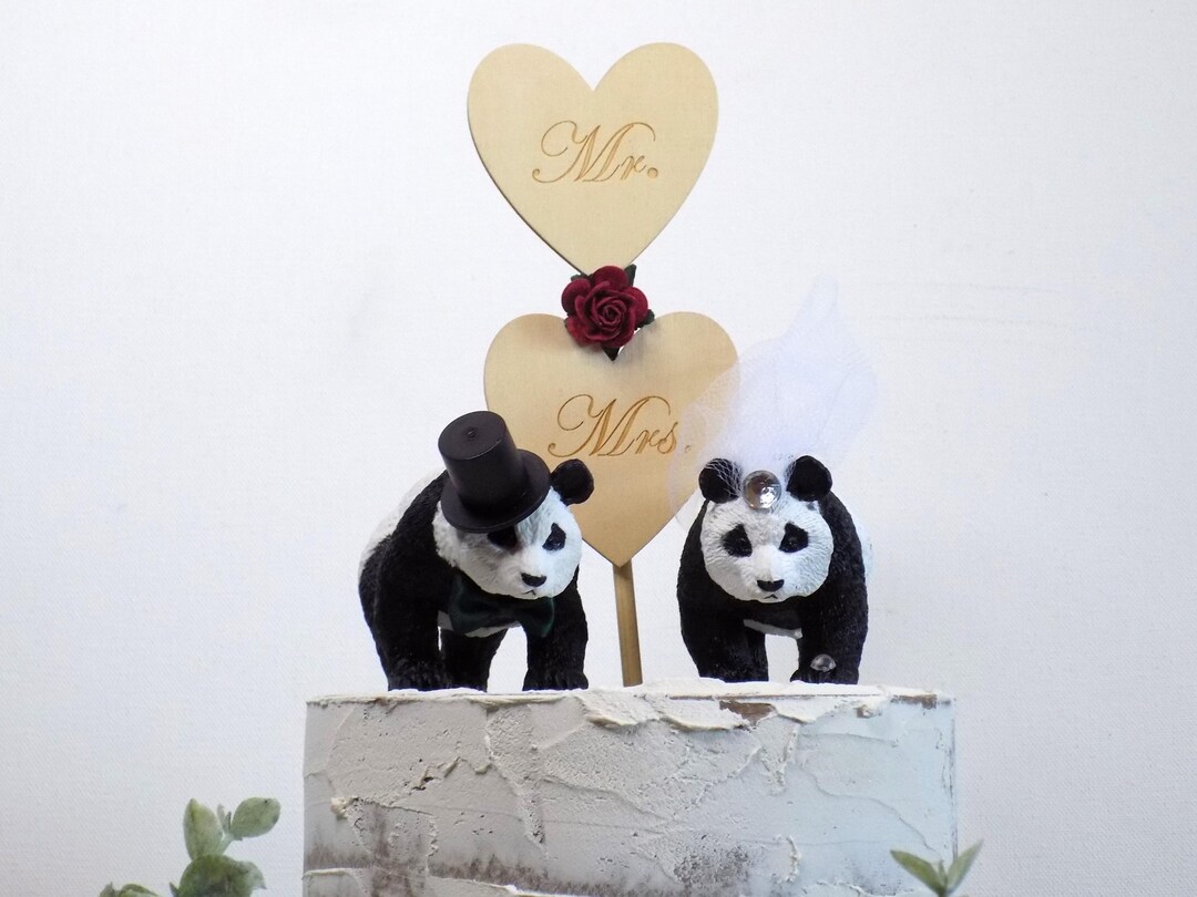 Panda Bear Wedding Cake Topper | Animal Cake Topper | Zoo Animals ...