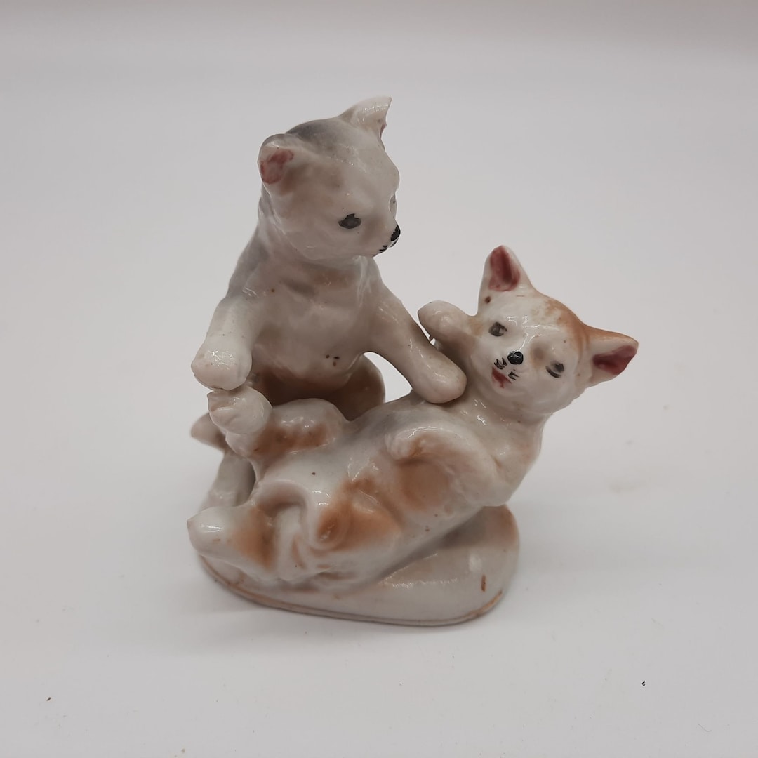 Vintage Playful Ceramic Kitten Figurine Hand Painted Made in Japan ...