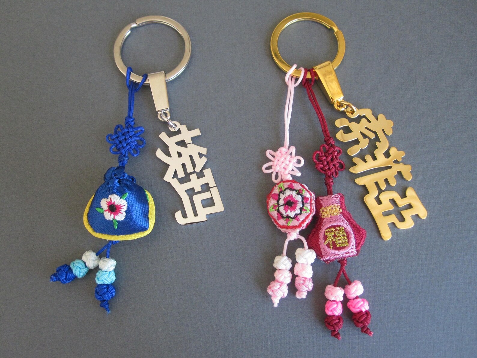 Personalized Chinese Name Keychain w/ Knot Ornaments 3 Metal | Etsy