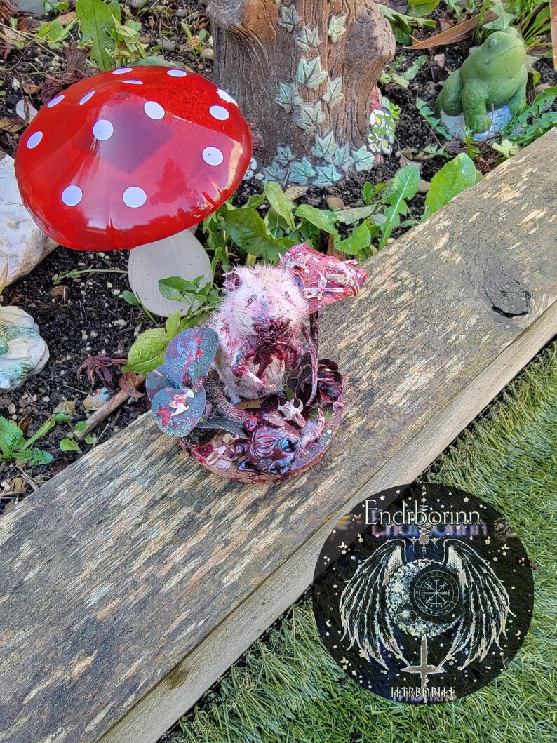 Real Taxidermied Horror / Zombie Mouse With Real Mouse Fur and Mice ...