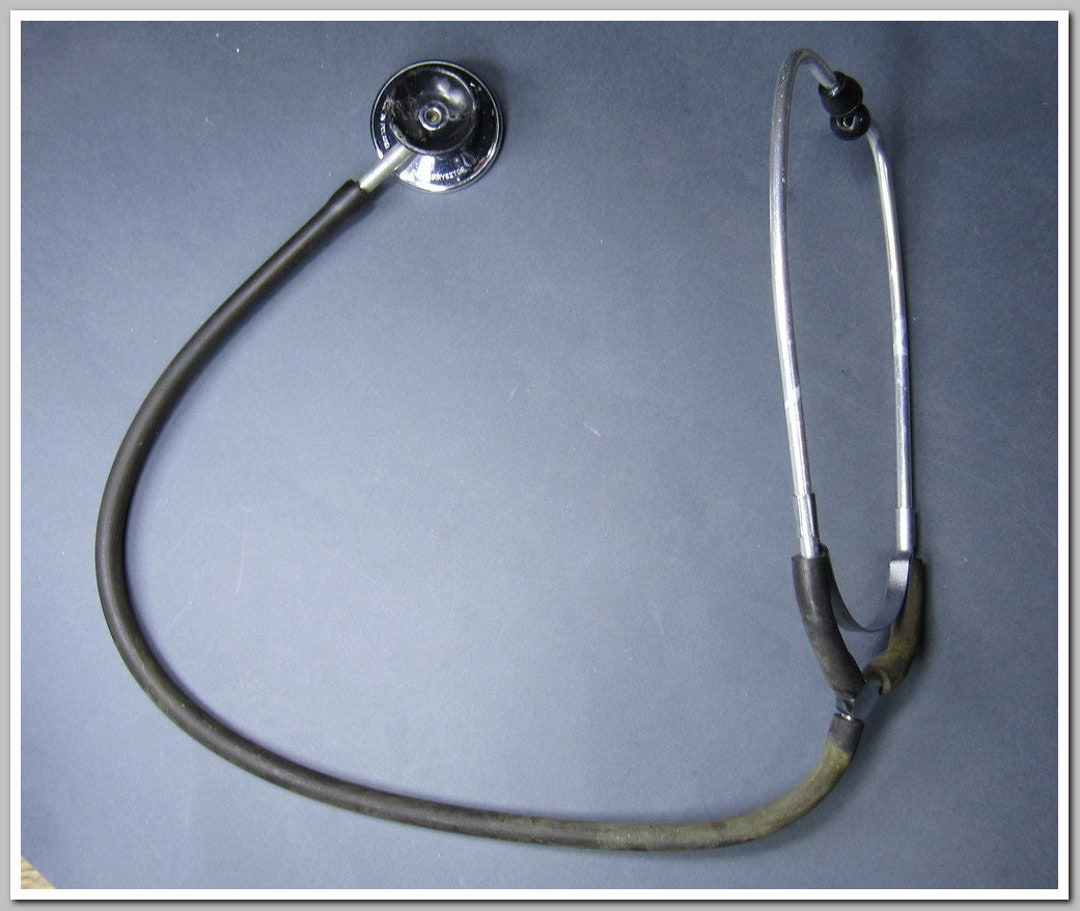 Retro Stethoscope Doctors Stethoscope Old Medical Stethoscope Medical ...