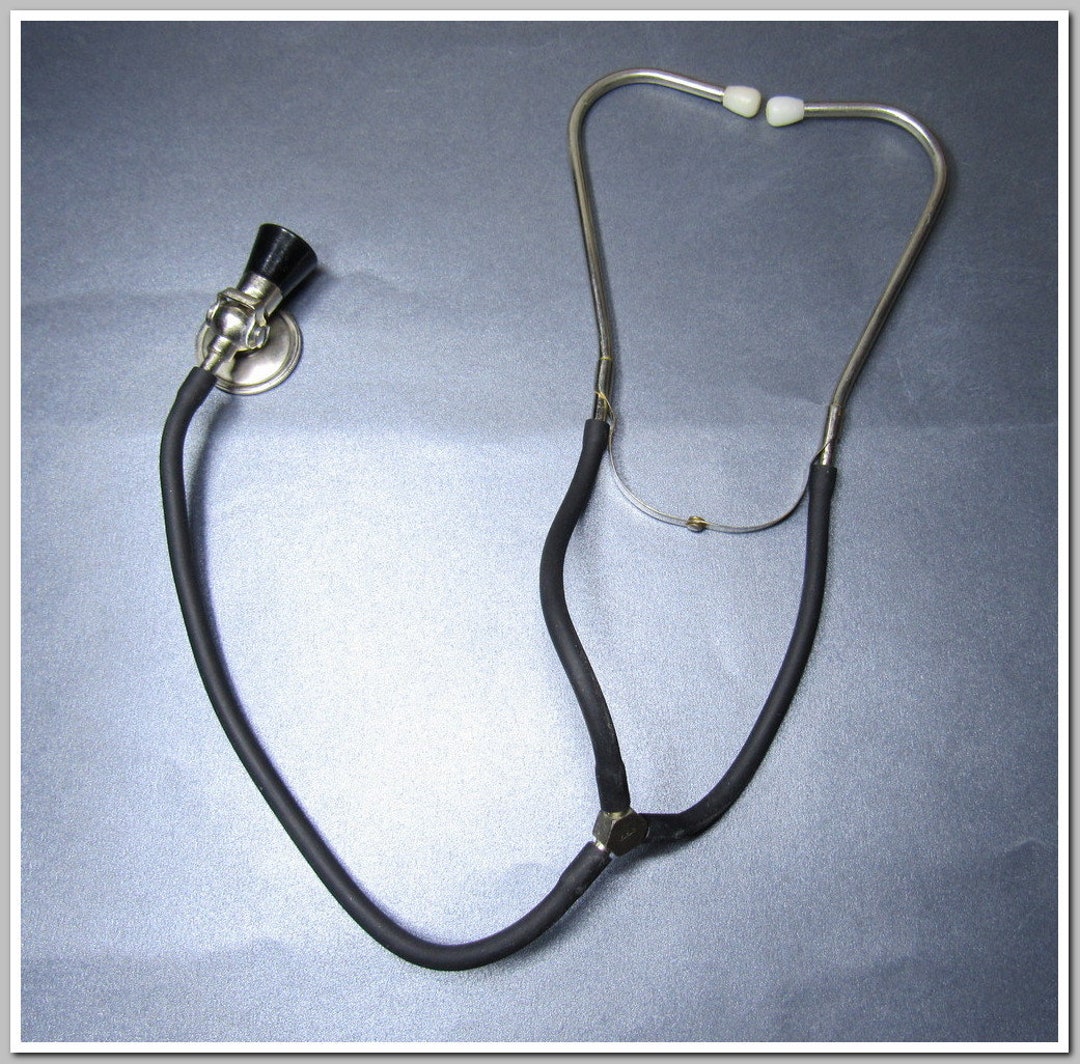 Retro Stethoscope Doctors Stethoscope Old Medical Stethoscope Medical ...