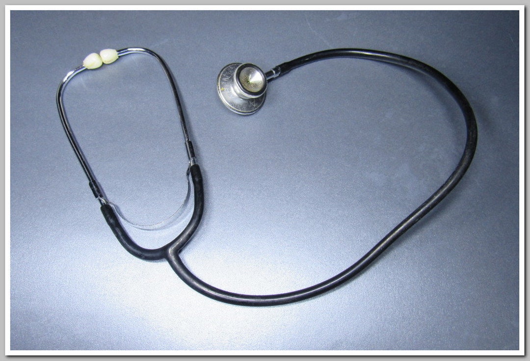 Retro Stethoscope Doctors Stethoscope Old Medical Stethoscope Medical ...