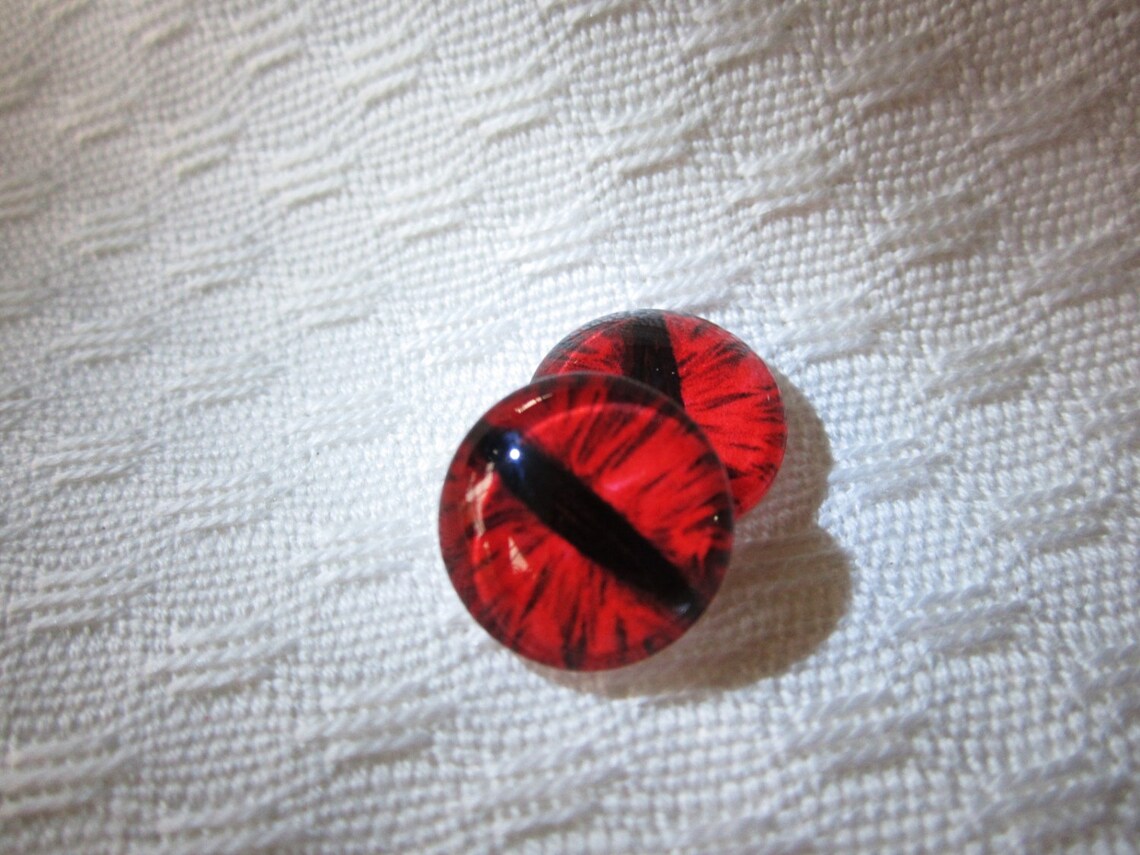 Red Dragon Eyes for Jewelry Making or Crafts 14mm Glass - Etsy